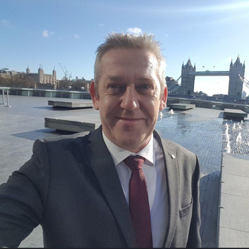 LBC Jason Hunter And Nigel Farage 100918 - 3 Blokes In The Pub ...