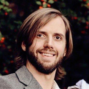 Ross Finman (Augmodo) on the Approach to Selling 1 Million Headsets ...