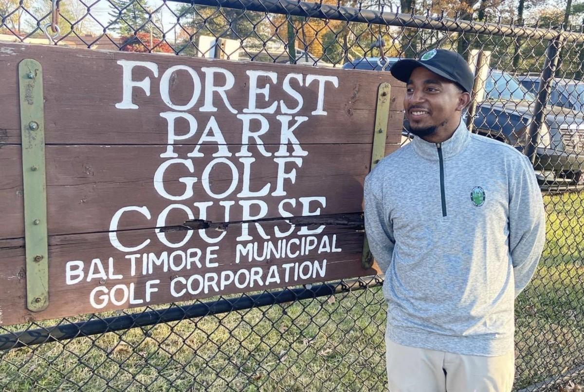 PGA Golf Pro Richard Sheppard Jr. of Forest Park Golf gets Nestor ready ...