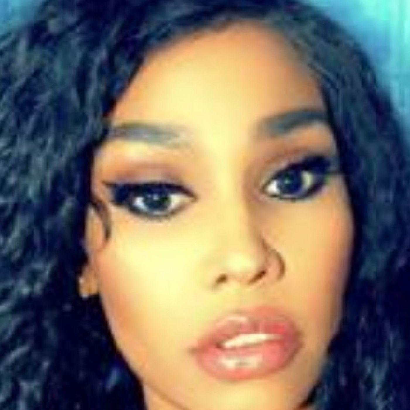 IS SHERASEVEN UNHAPPY WITH HER "OLD MAN"? ARE OLDER MEN BORING? SHOULD ...