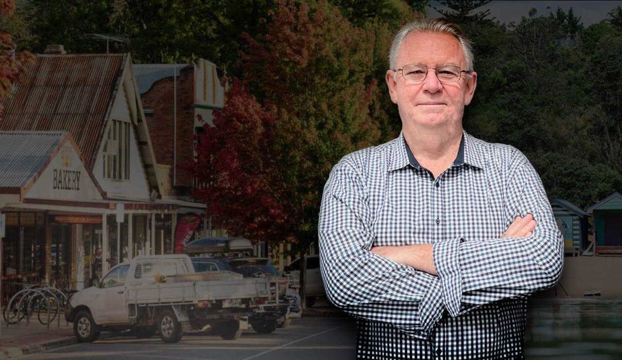 Ian Cook joins us is in The Cafe for a Townie - Cafe’s Locked Out ...