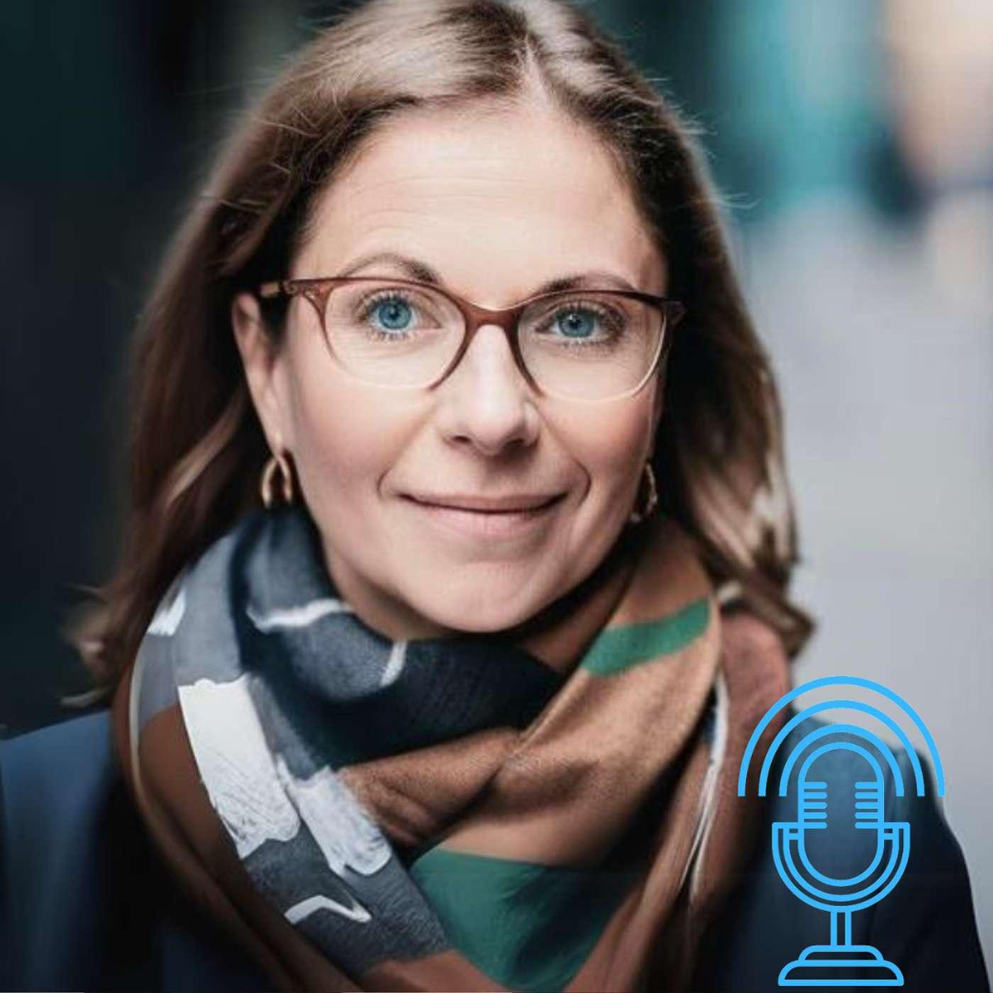 How to lead a company through a customer driven purpose | Gitte Aabo ...