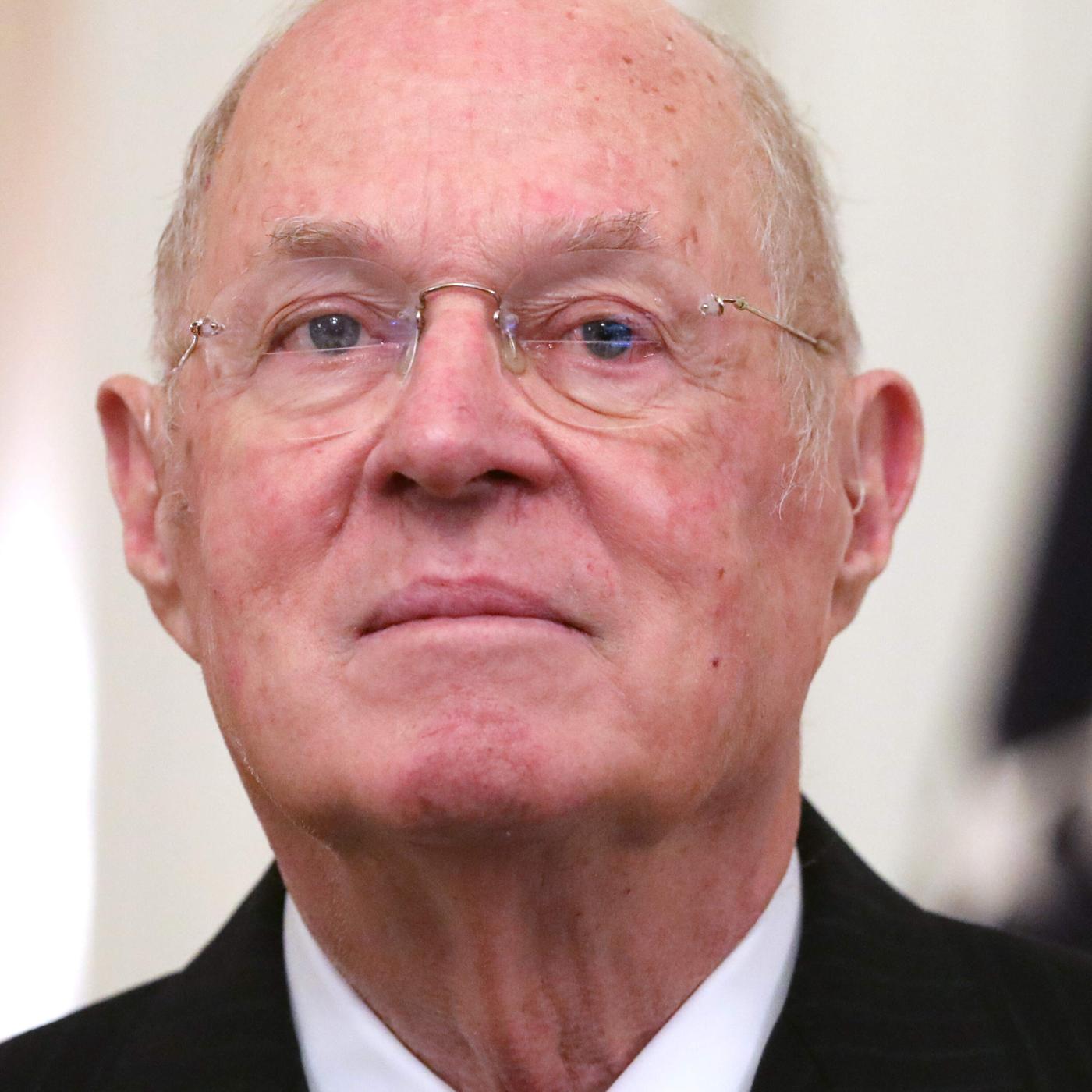 Can Trump call the National Guard into Chicago too? | Listen Notes