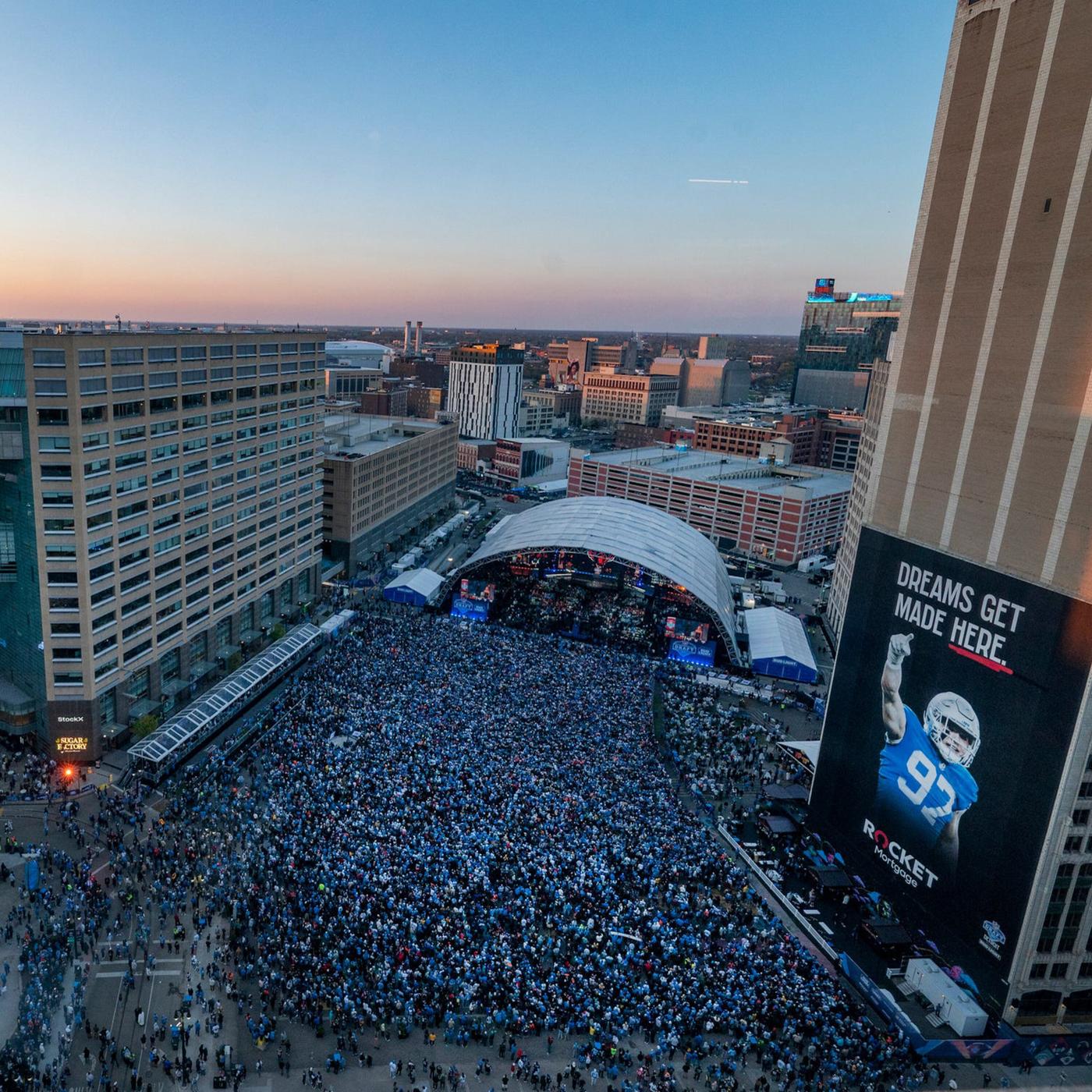 Detroit sets NFL Draft record with 275K attendees | Students at ...