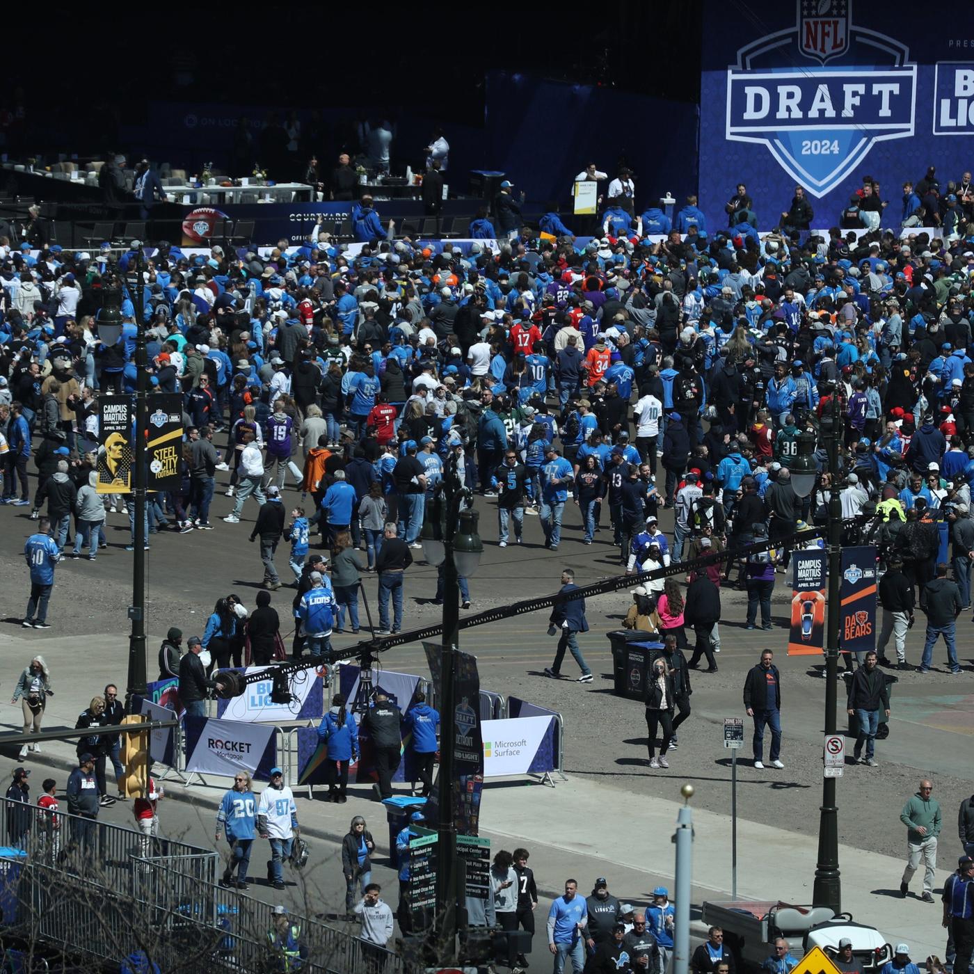 Detroit sets NFL Draft record with 275K attendees | Students at ...