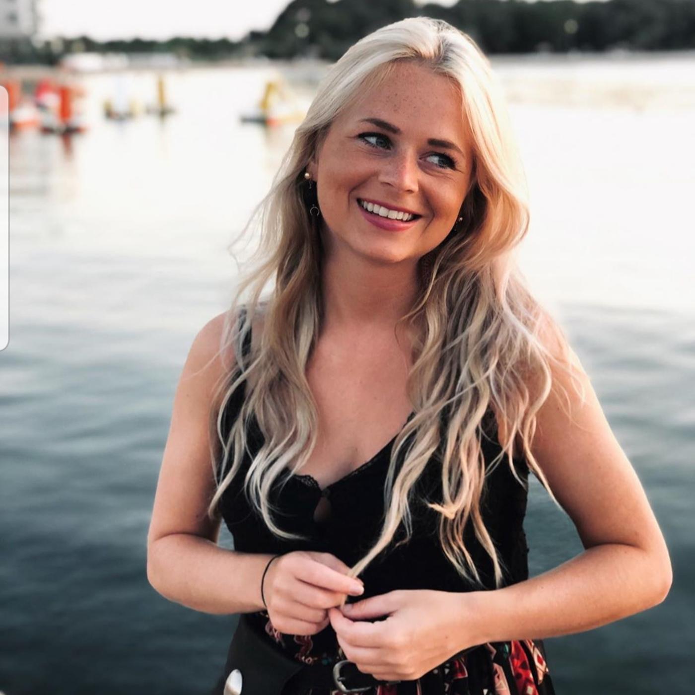 #11 Carlijn - Diep Gaan (podcast) | Listen Notes