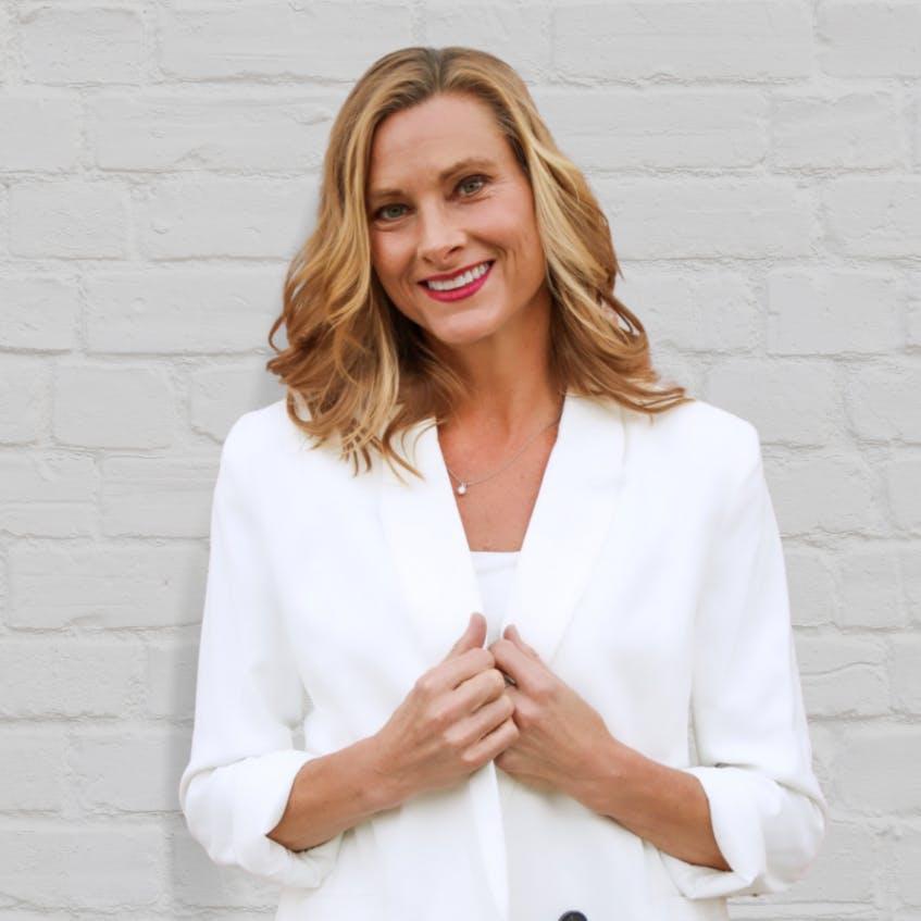 #252: Amy Marzluff: Do You Need A Breakthrough? - Follow 2 Lead: A ...