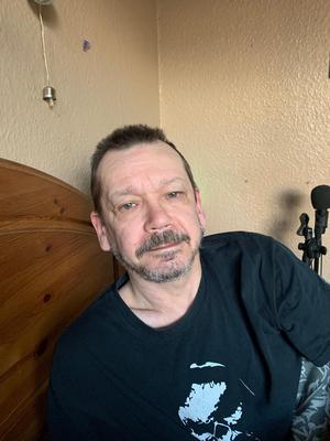 22. 'When it's black, it's buggered' with Simon Parnell | Listen Notes