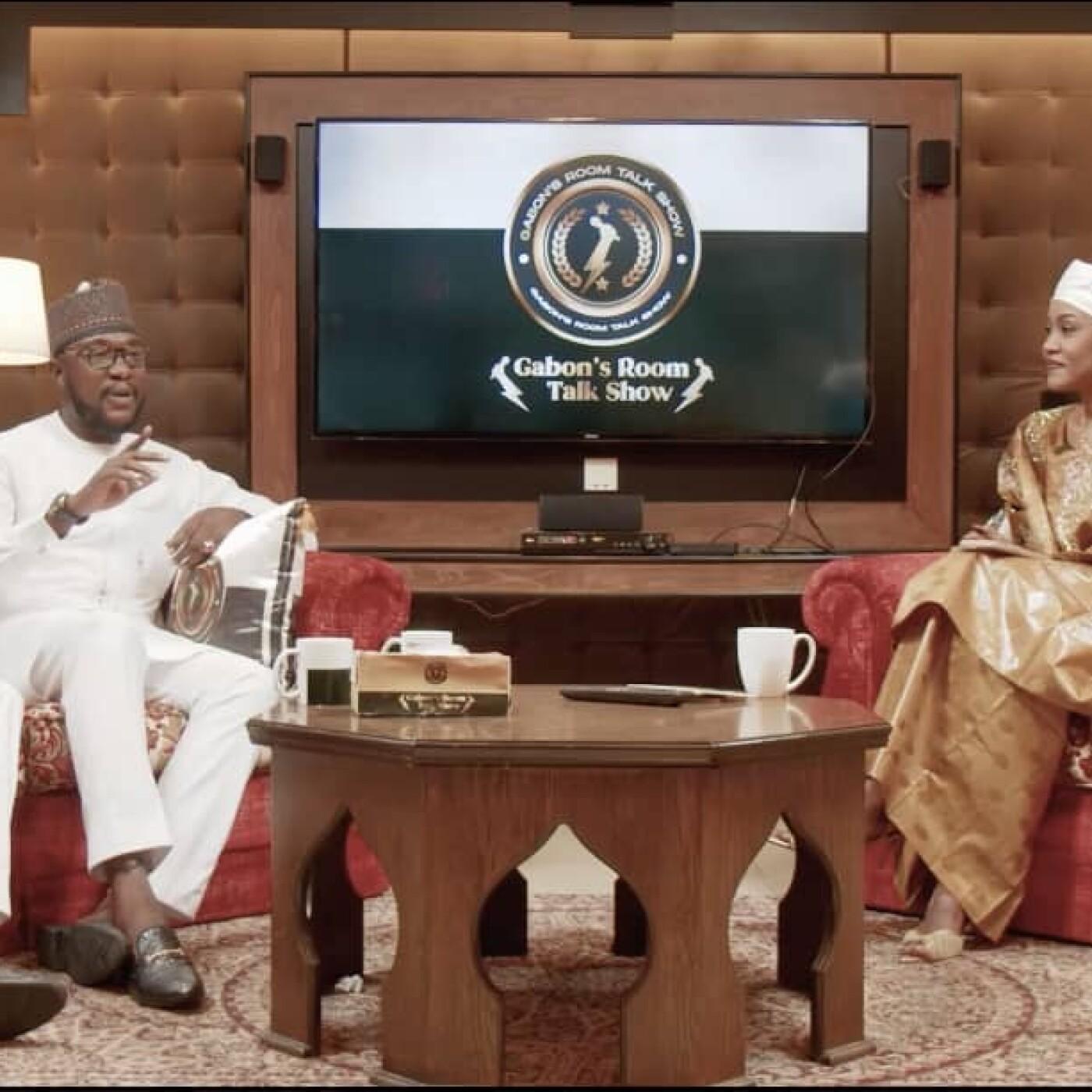 HADIZA GABON: Hawa da sauka a cikin Daukaka. Sadi a da, da kuma a yanzu ...