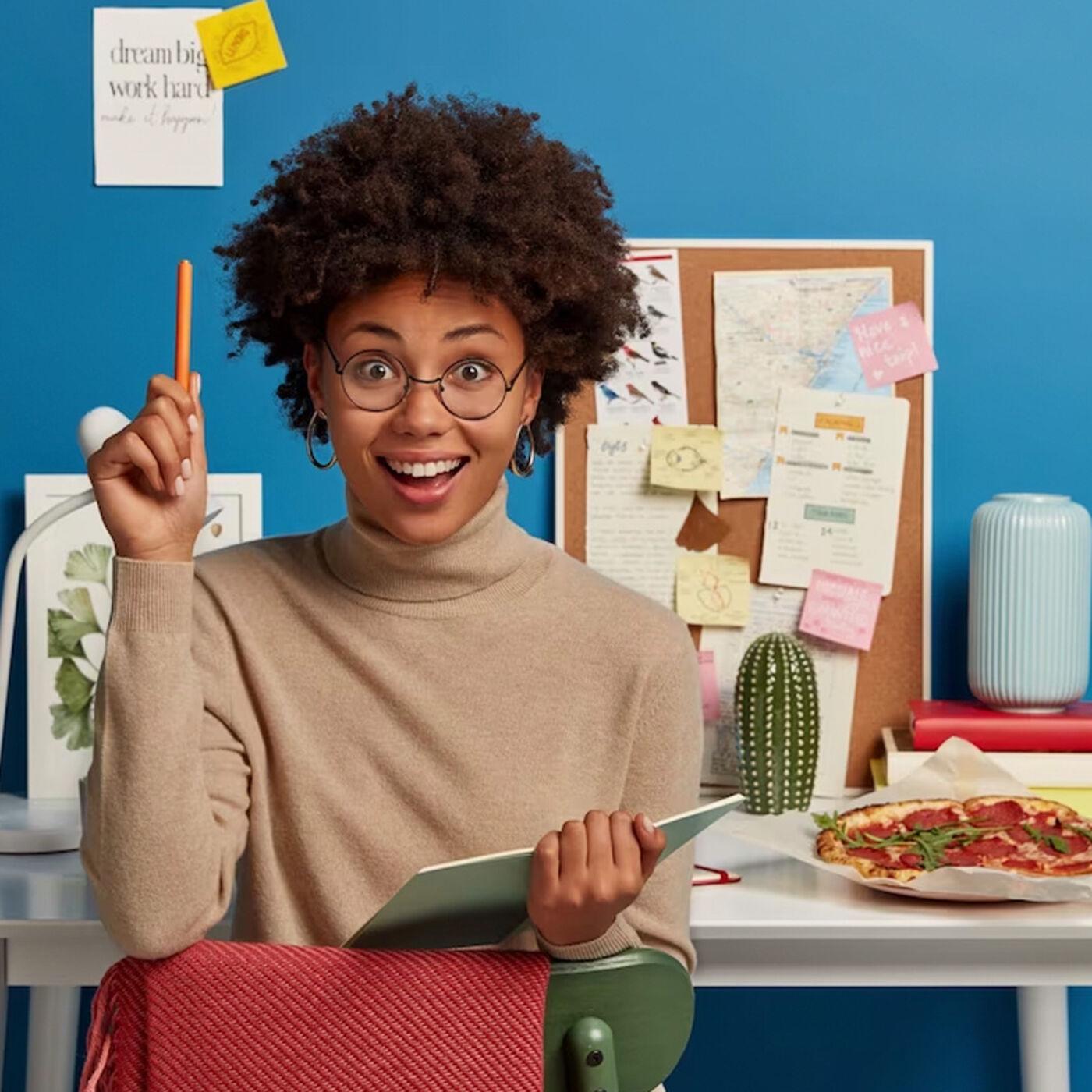 S2E4 - How to get your creative juices flowing! - Improve your English ...