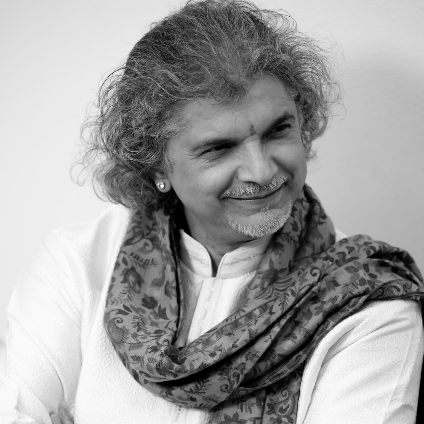 Singing with the Dolphins: An Inspiring Musical Journey with Shanti ...