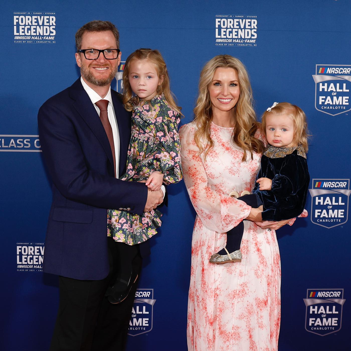 Chase Elliott Talks Texas Win - Kenny Wallace Media (podcast) | Listen ...