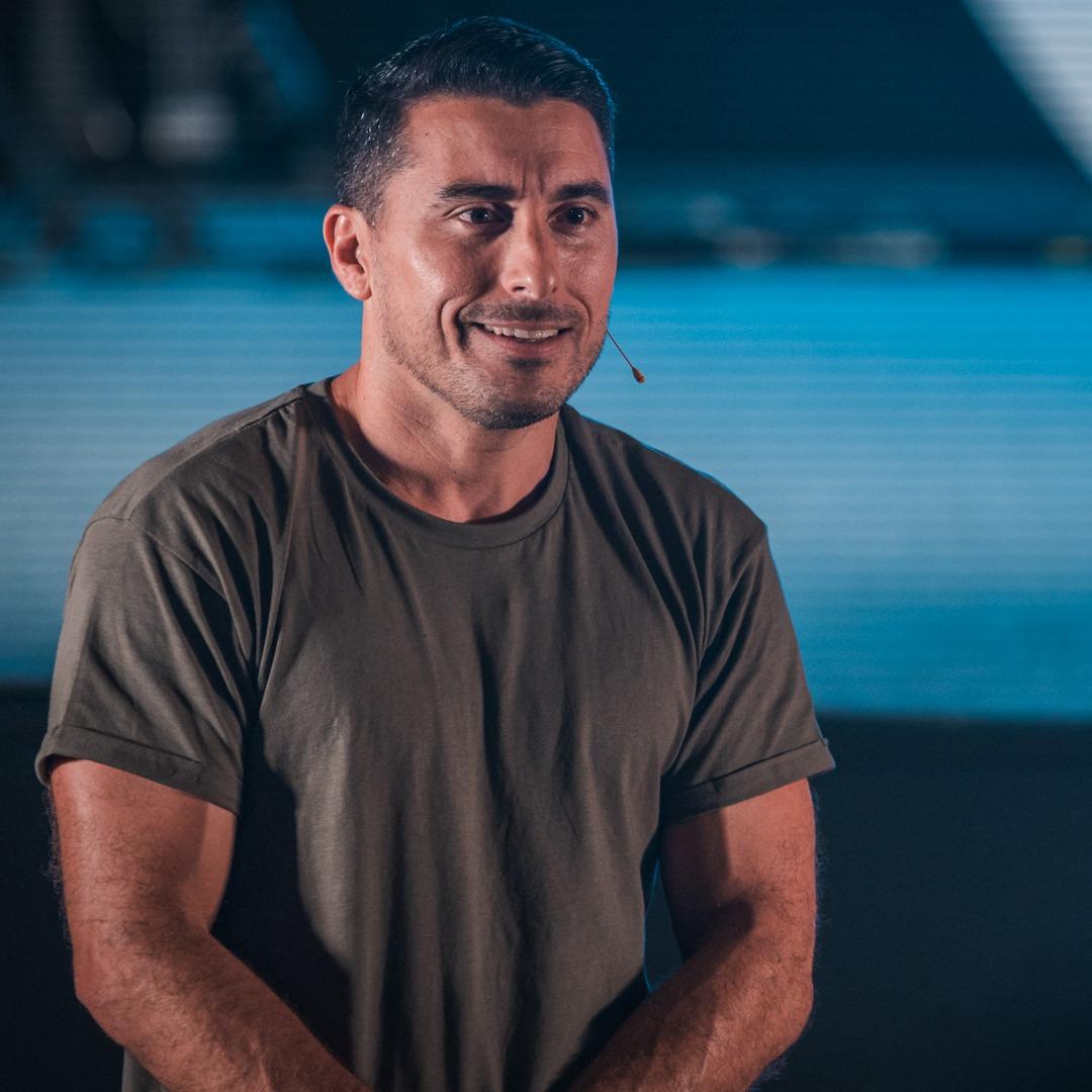 Más que palabras - Pastor Andrés Castro - KZN en Podcast | Listen Notes