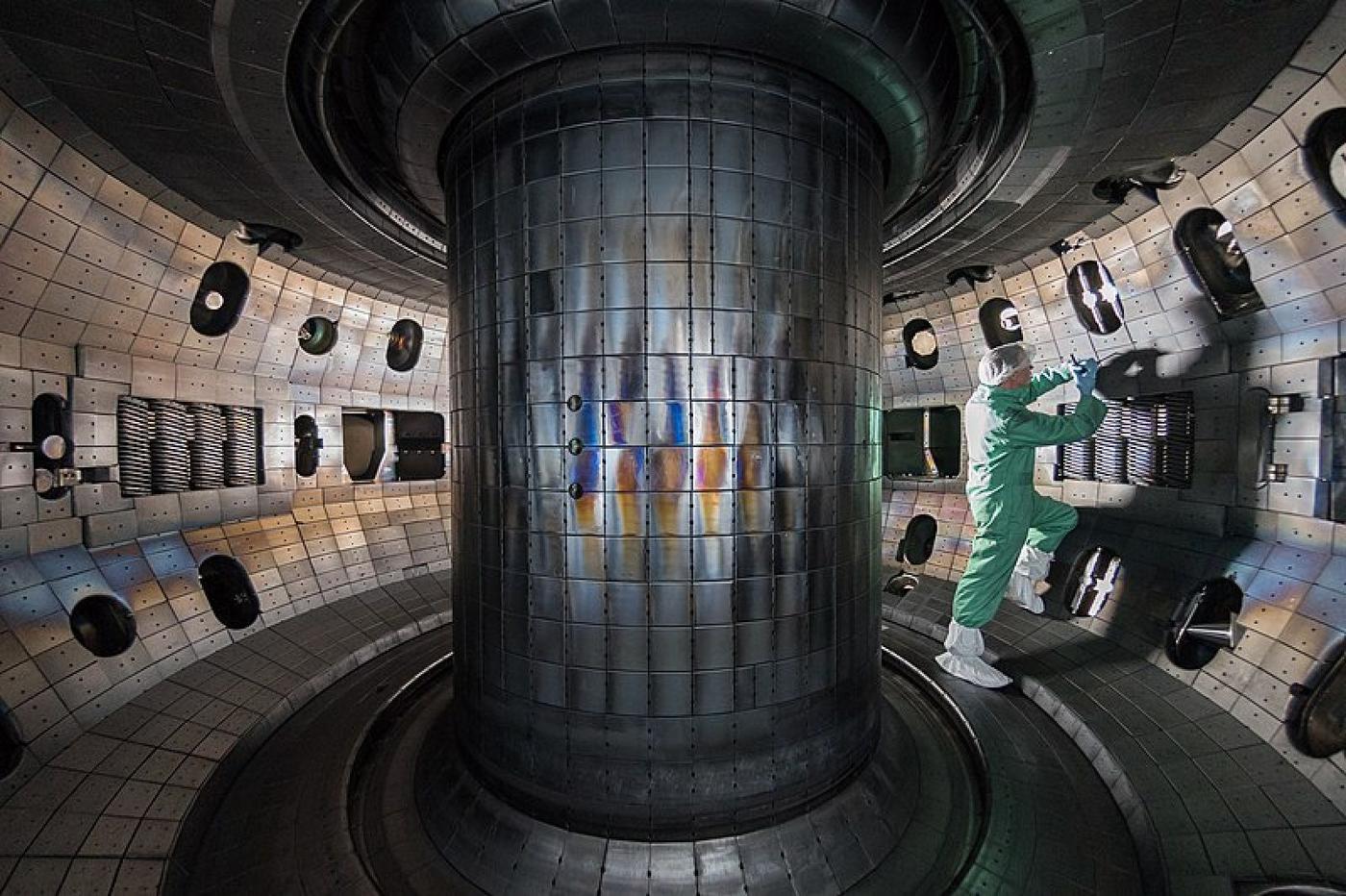 "World's First Fusion Power Plant by 2030?" - Lab Talks: In-Depth ...