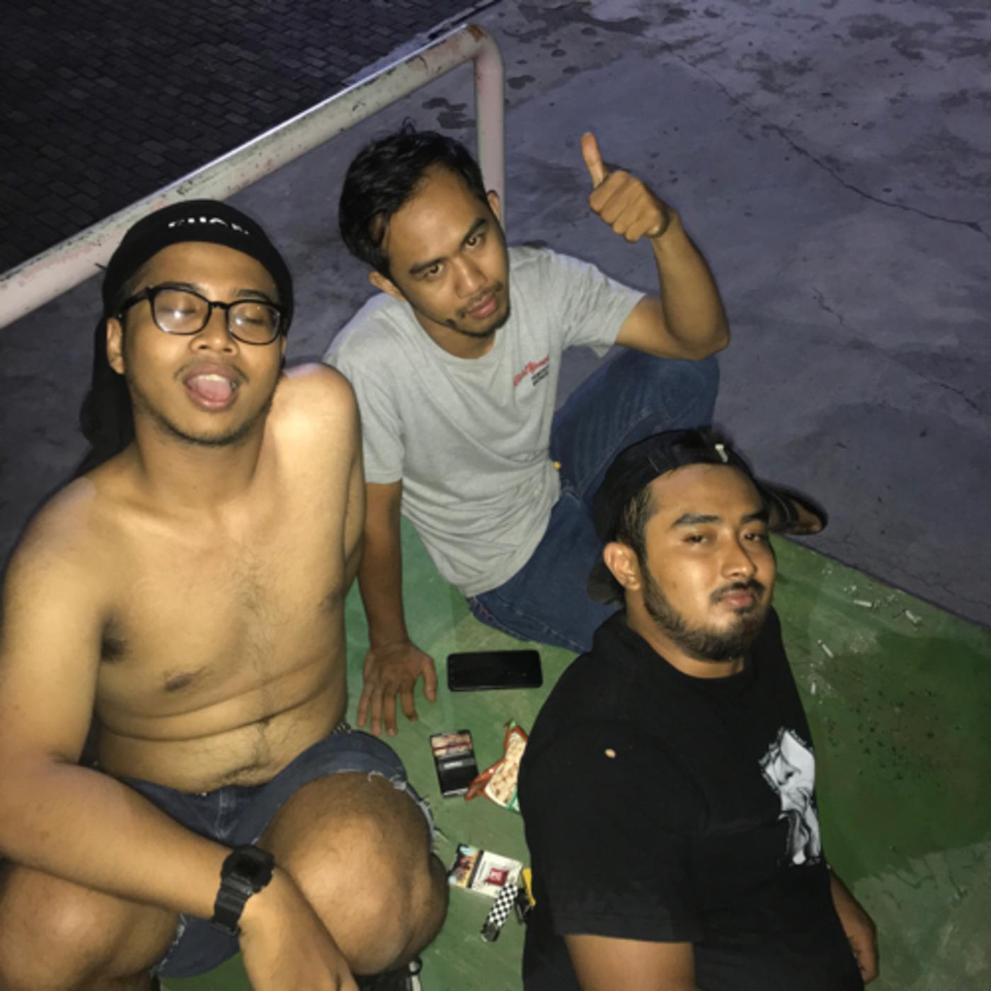 Kisah kasih mistis khotbah malam jum’at - Ngemper (podcast) | Listen Notes