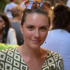 Auf dem Bürgersteig mit Ulrike Draesner - Orte und Worte (podcast ...