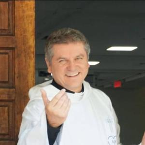 Fr. Fernando Orejuela Hemos Resucitado! - Espiritualidad hijos de la ...