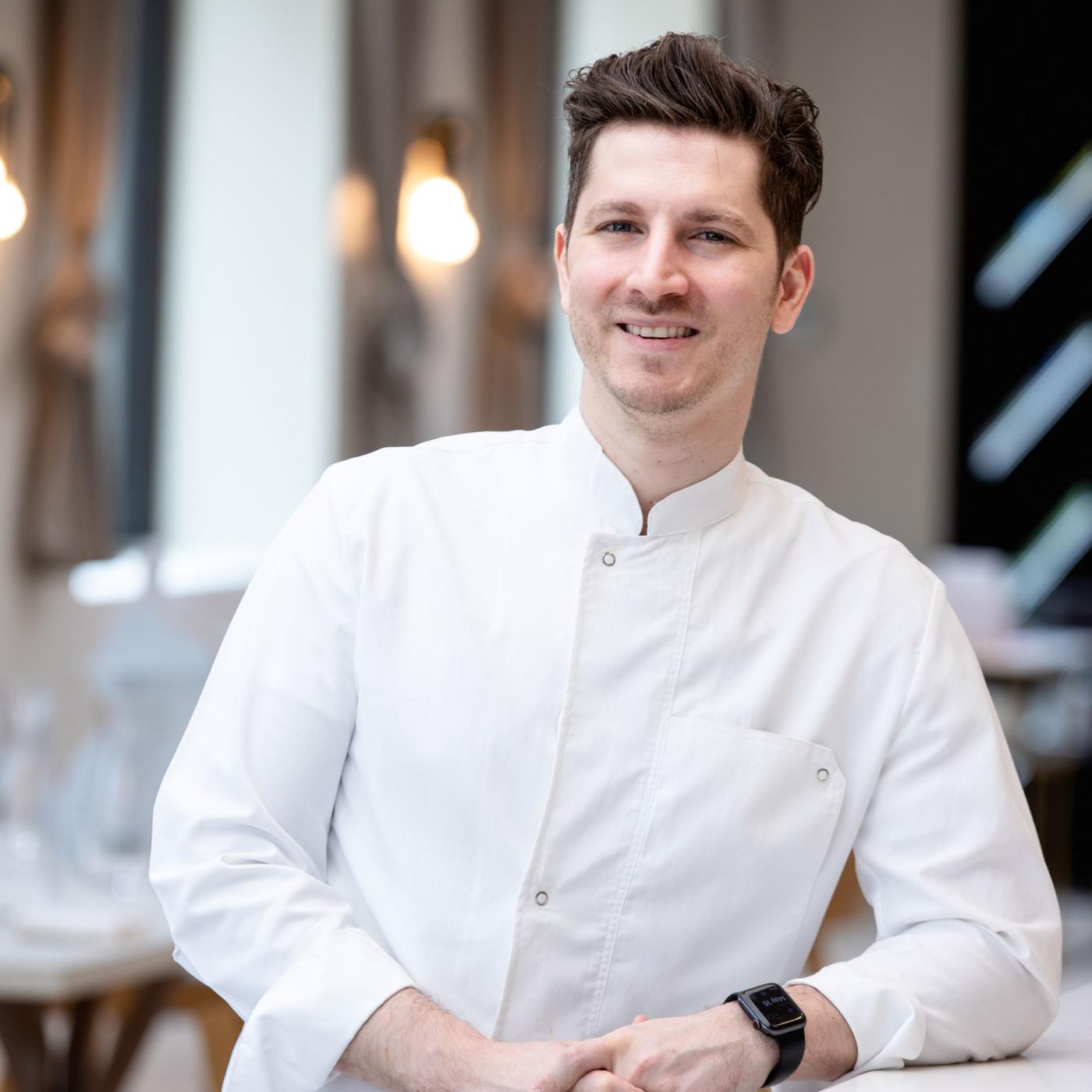 Rock 'n Roll Ghost S1 E9 - Interview with Writer Aaron Guzikowski, Show ...