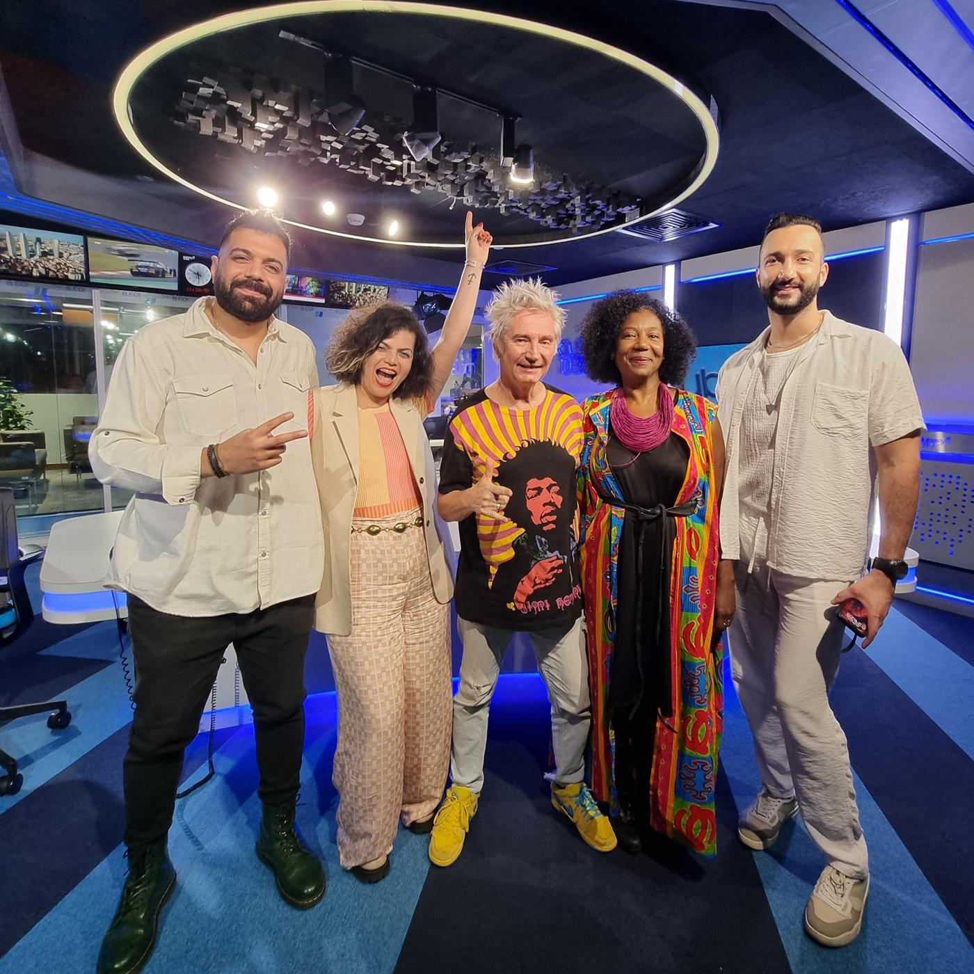 Live music with Version 3 - The Night Shift (podcast) | Listen Notes