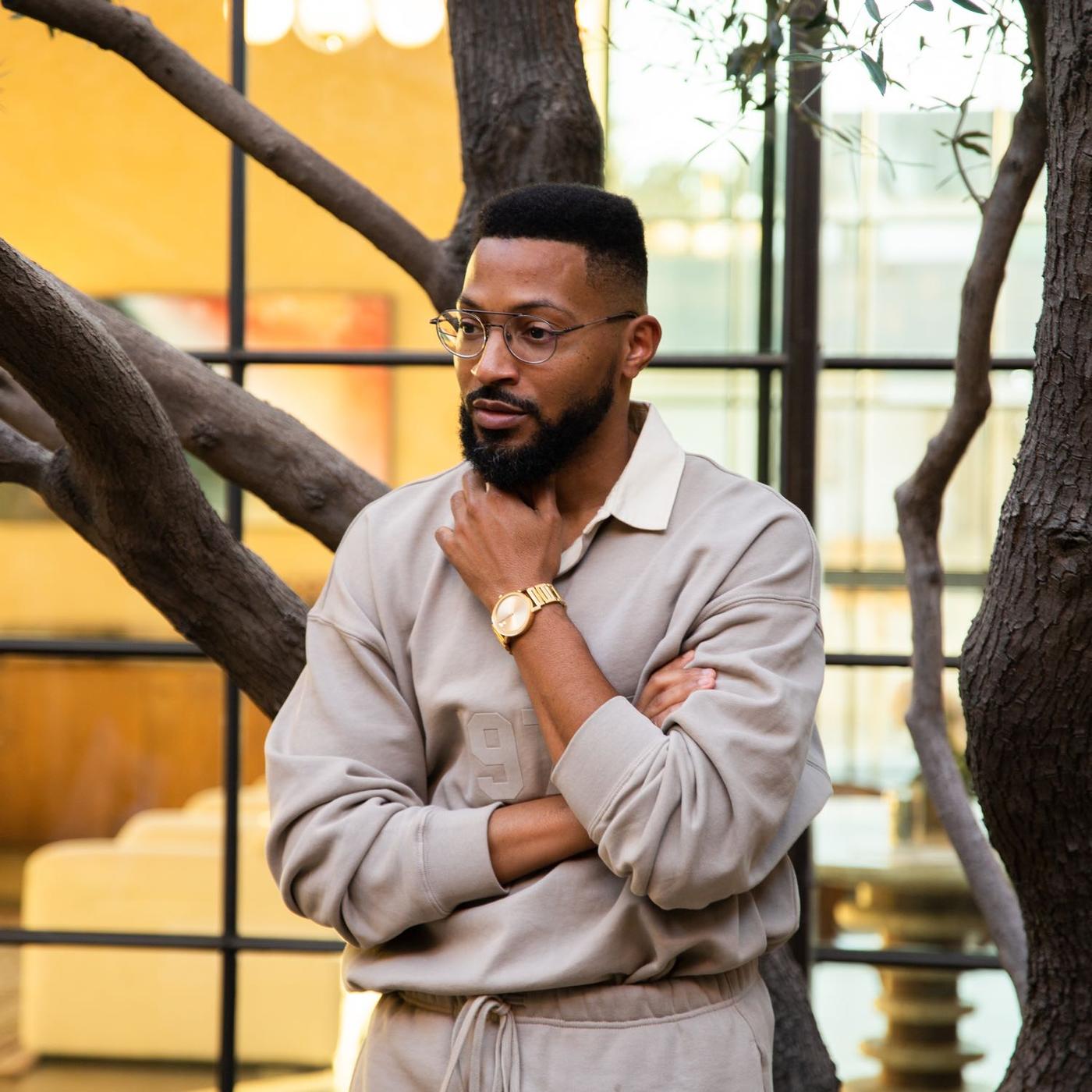 Meet The Writers | Yvette Wren - The Writers' Colony (podcast) | Listen ...